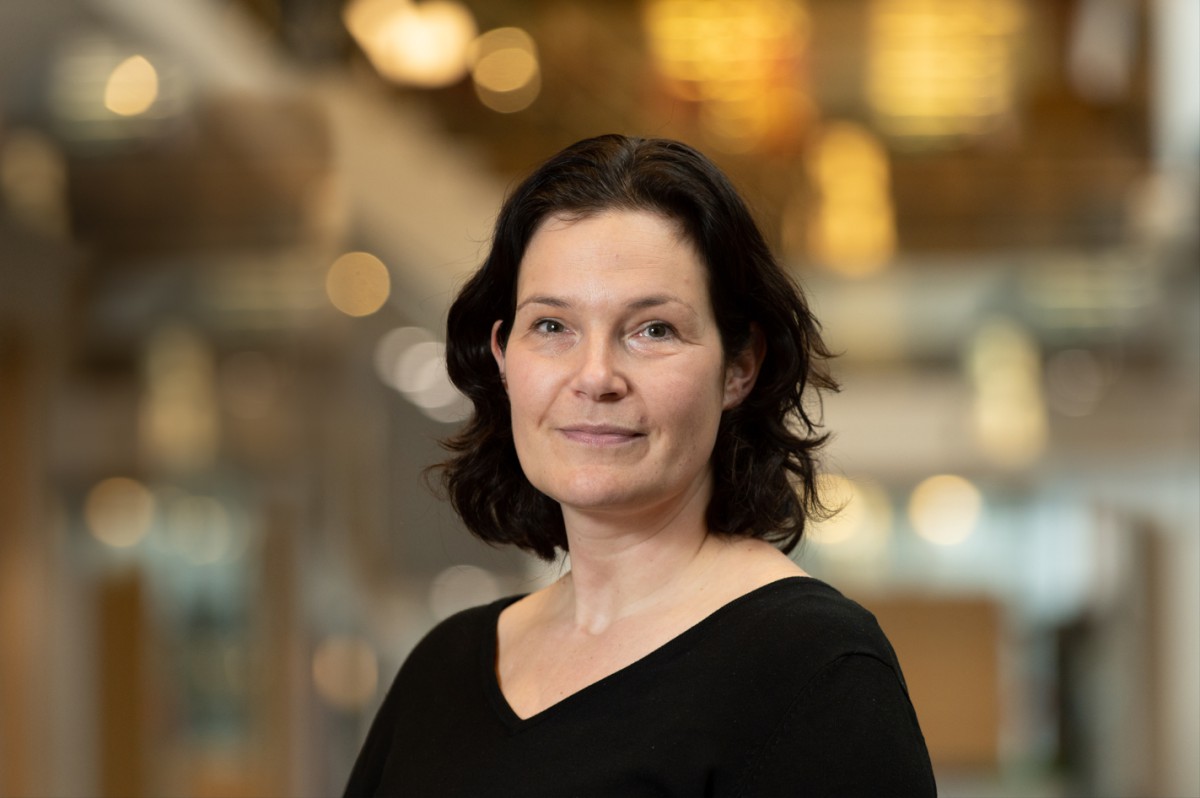 Nicole Lucassen: 'Op zoek naar werkzame elementen van interventies in ...